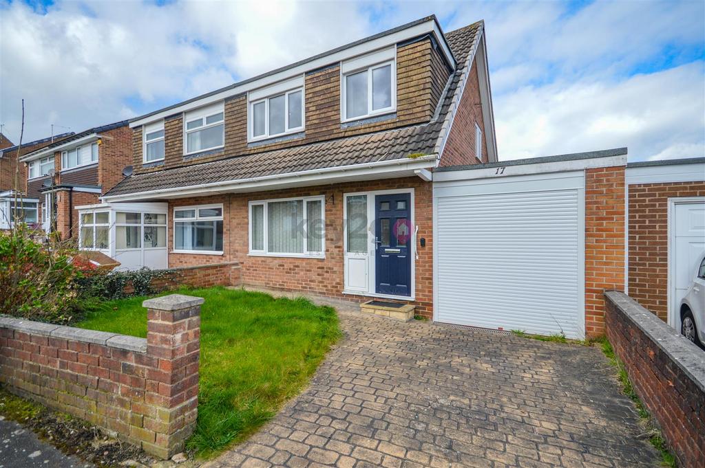 Laburnum Grove, Killamarsh... 3 bed semi-detached house - £180,000