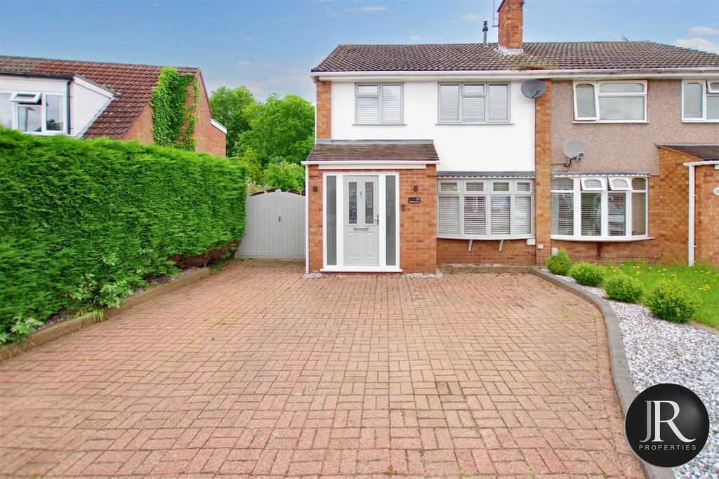 Old Eaton Road, Rugeley WS15 3 bed semi-detached house - £270,000