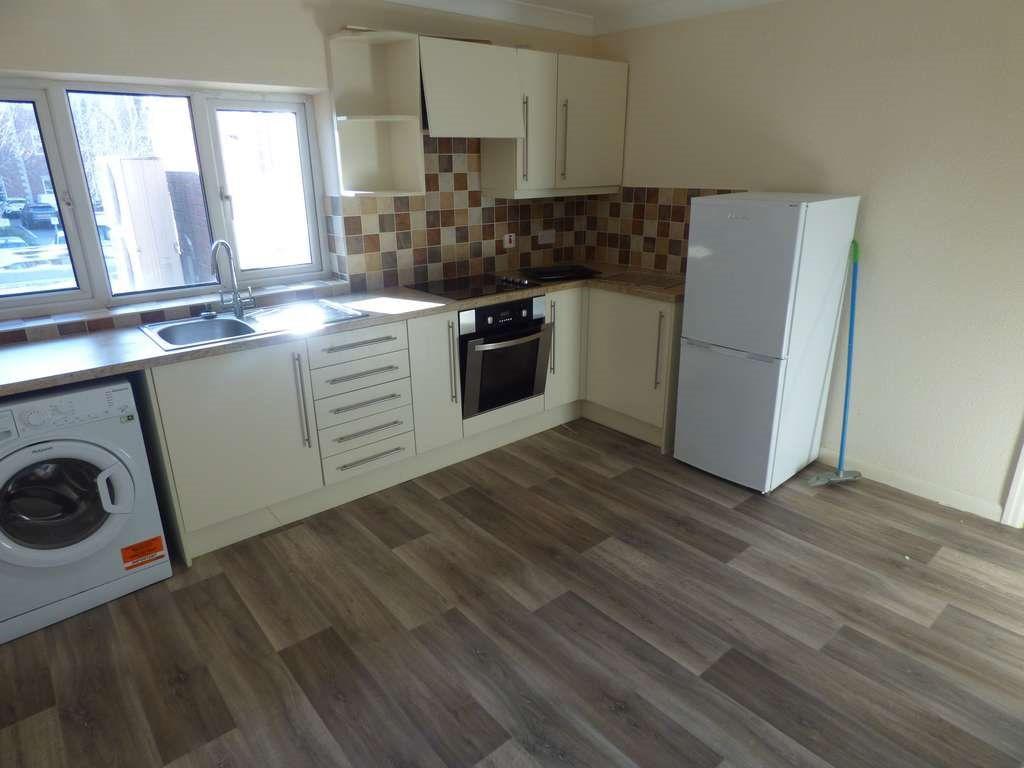 33a Water Ln, W/s, SK9 5AR 1 bed apartment - £850 pcm (£196 pw)