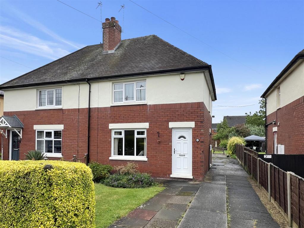 Norbury Drive, Congleton 3 bed semi-detached house - £199,950