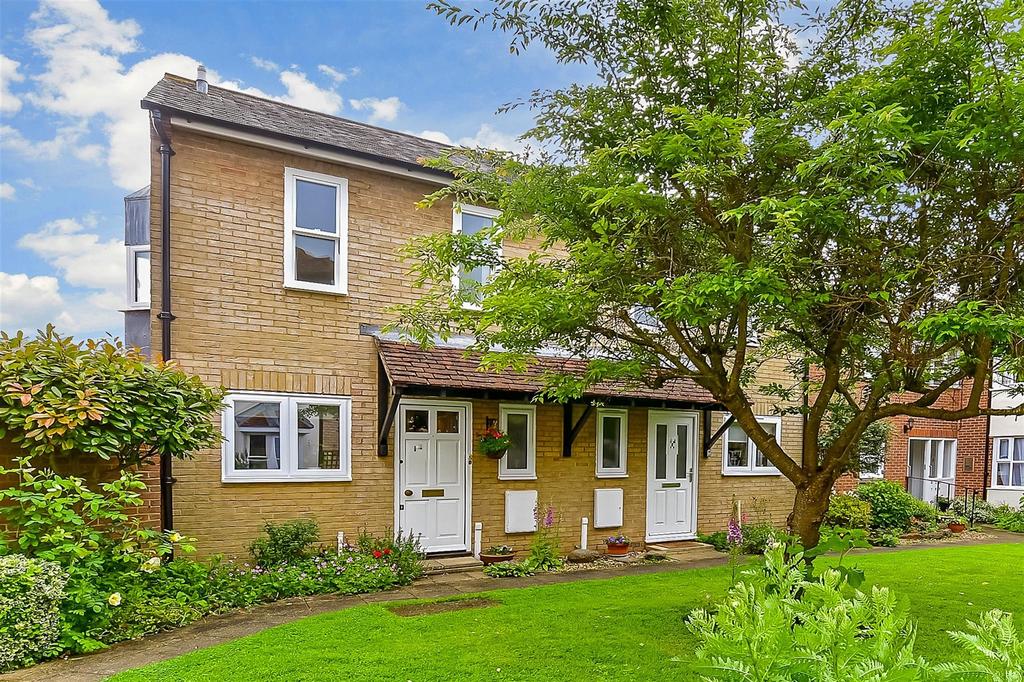 St. Radigund's Street, Canterbury, Kent 2 bed end of terrace house - £ ...