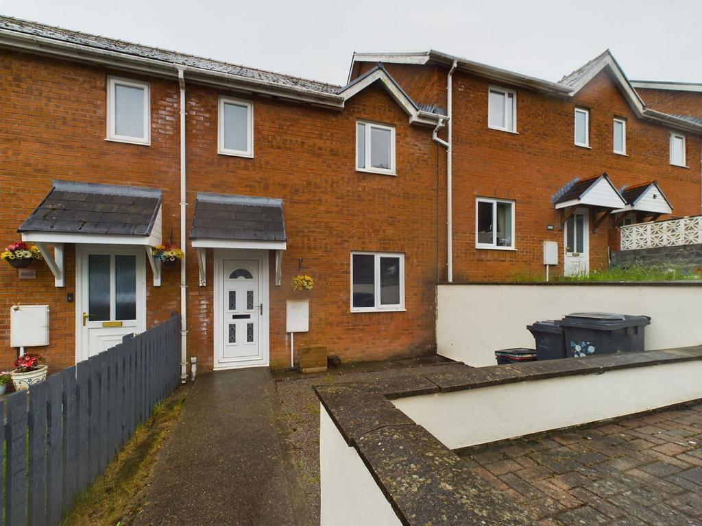 High Street, Ebbw Vale, NP23 3 bed property for sale - £150,000