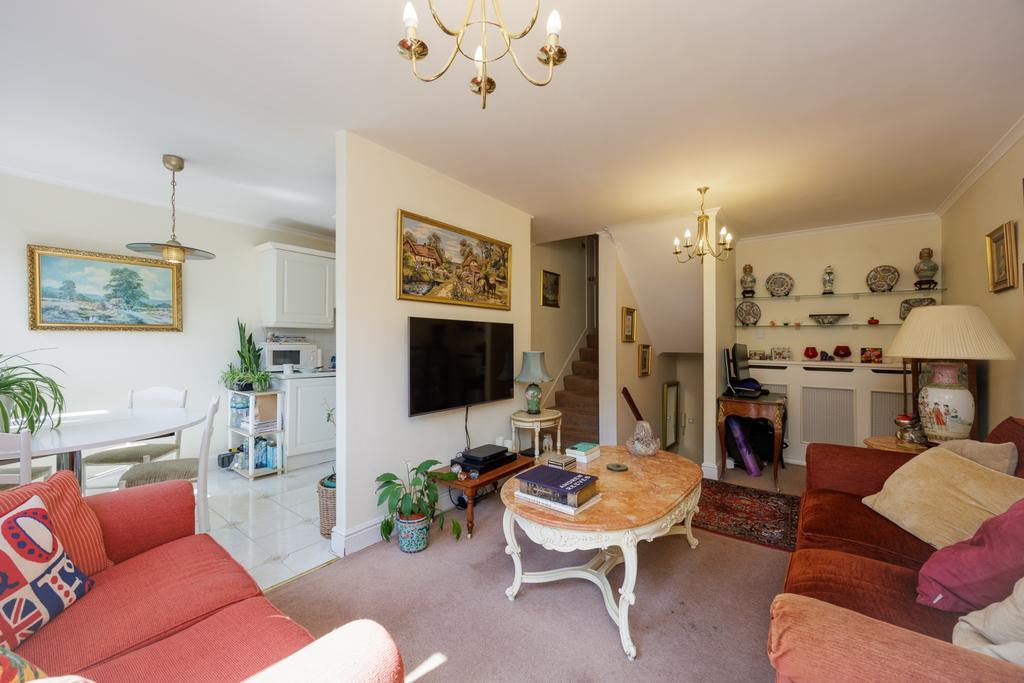 Semley House, Semley Place, London, SW1W 3 bed apartment - £650,000