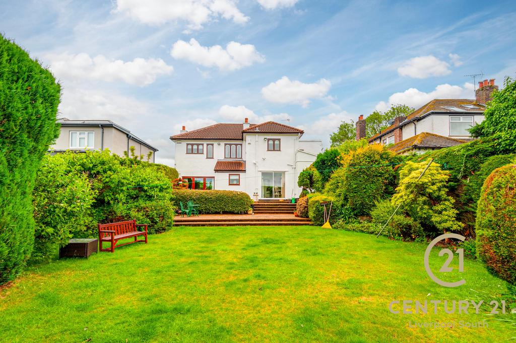 Queens Drive, Childwall 4 bed detached house - £695,000