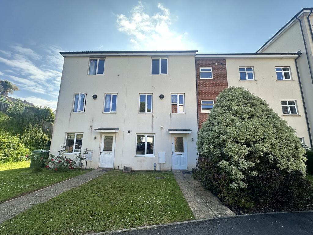 Thursby Walk, Exeter, EX4 4 bed townhouse - £1,495 pcm (£345 pw)