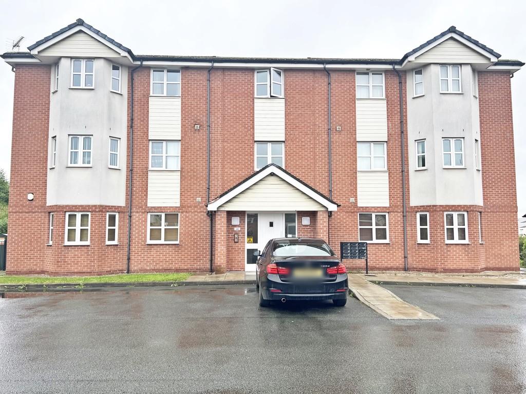 Lockfield, Runcorn 1 bed ground floor flat - £640 pcm (£148 pw)