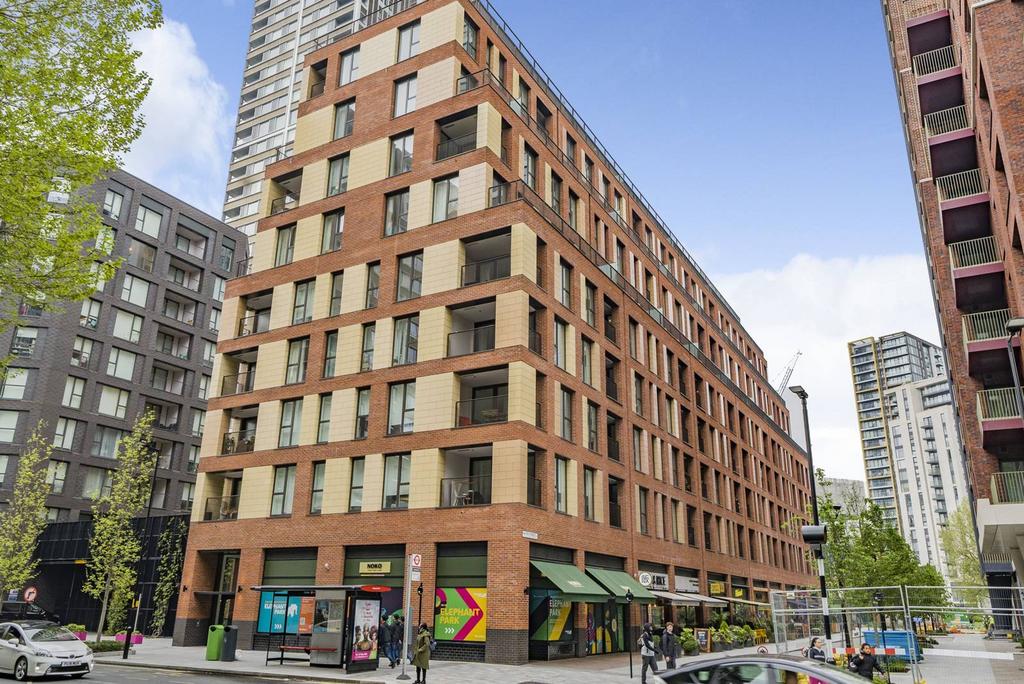 Heygate Street, Elephant and Castle, LONDON, SE17 2 bed flat to rent ...