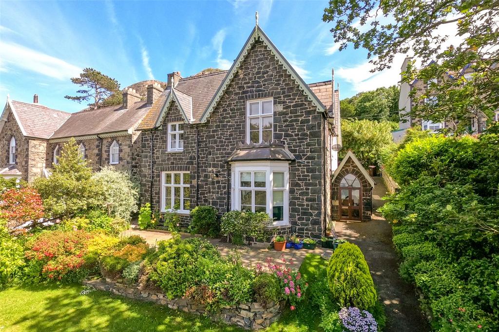Penmaen Park, Llanfairfechan, Conwy... 5 bed detached house - £599,500