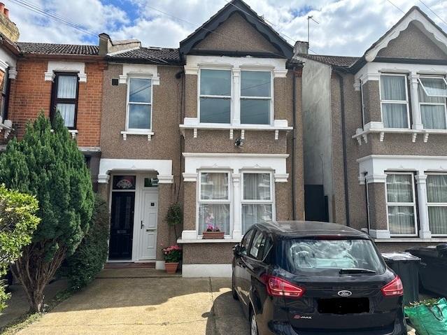 COVENTRY ROAD, ILFORD IG1 2 bed maisonette - £409,995