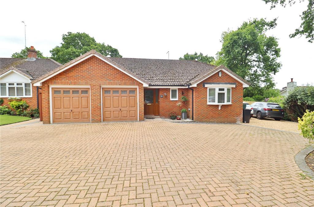 Sherwood Drive, Verwood, Dorset, BH31 3 bed bungalow - £1,600 pcm (£369 pw)