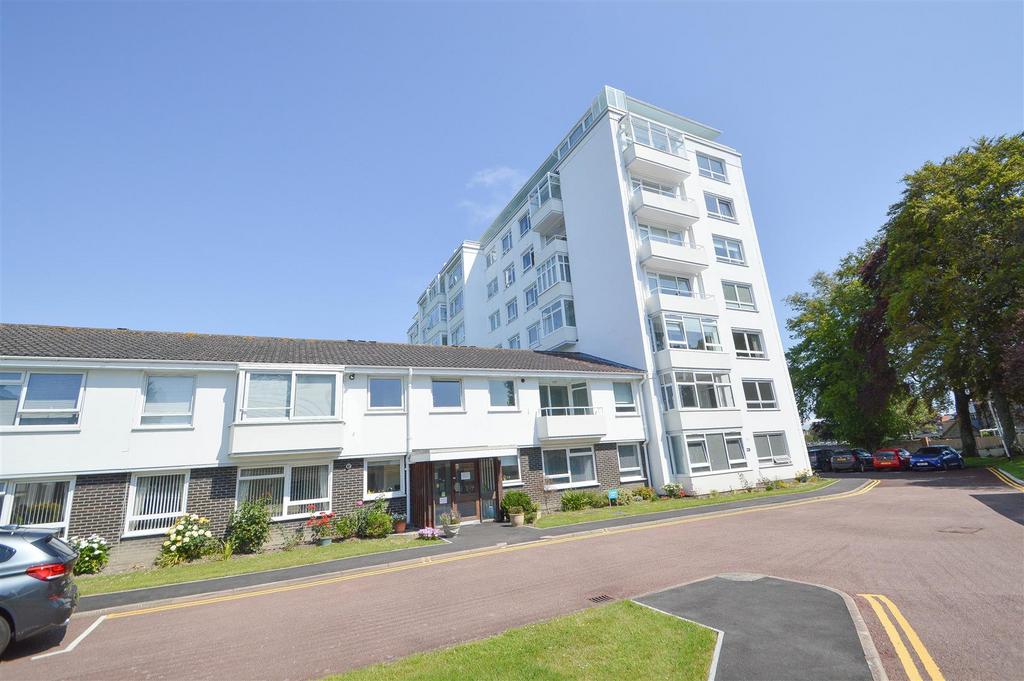 Compton Place Road, Eastbourne 2 bed flat - £260,000