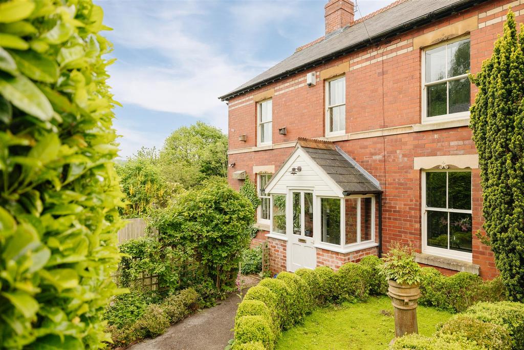 Rodborough Avenue, Stroud GL5 4 bed detached house - £825,000