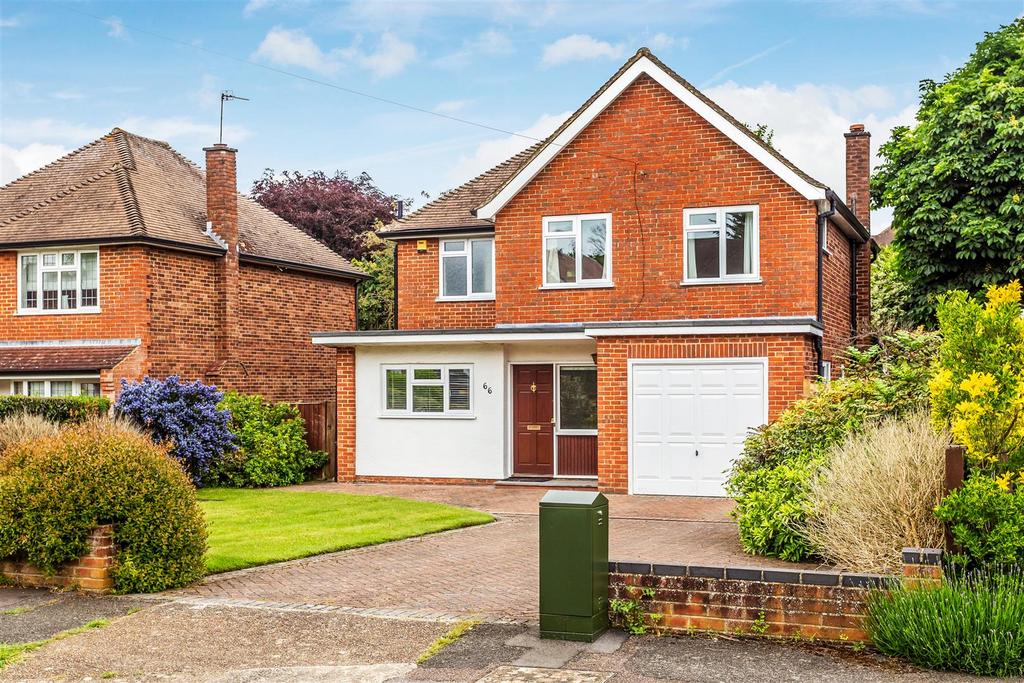 Abinger Avenue, Cheam, Sutton 3 bed detached house - £800,000