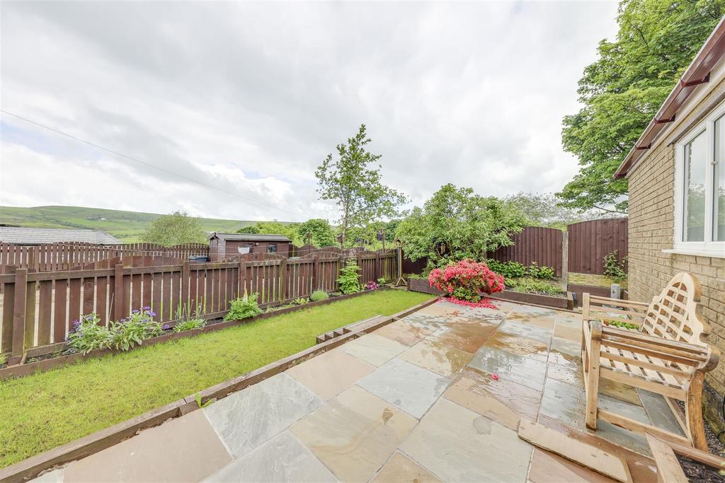 Hameldon Road, Loveclough, Rossendale 2 bed semi-detached bungalow for ...
