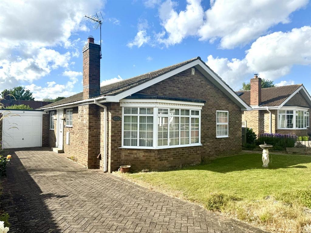 Littlefield Close, Nether Poppleton... 3 bed detached bungalow - £450,000
