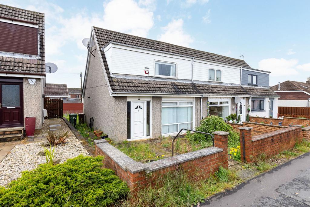 5 Whitehill Farm Road, Musselburgh... 2 bed end of terrace house - £185,000