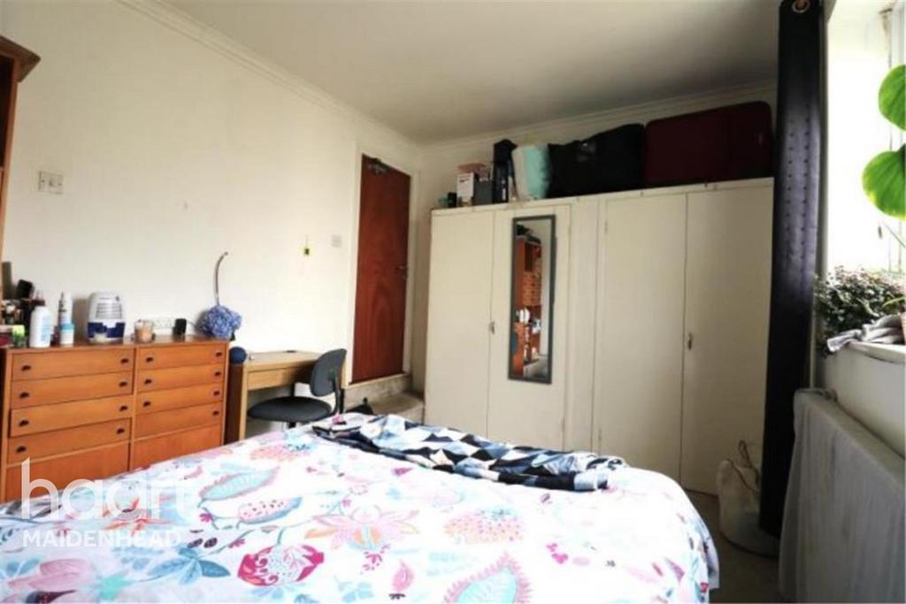 Braywick Road, Maidenhead, SL6 House share - £800 pcm (£185 pw)