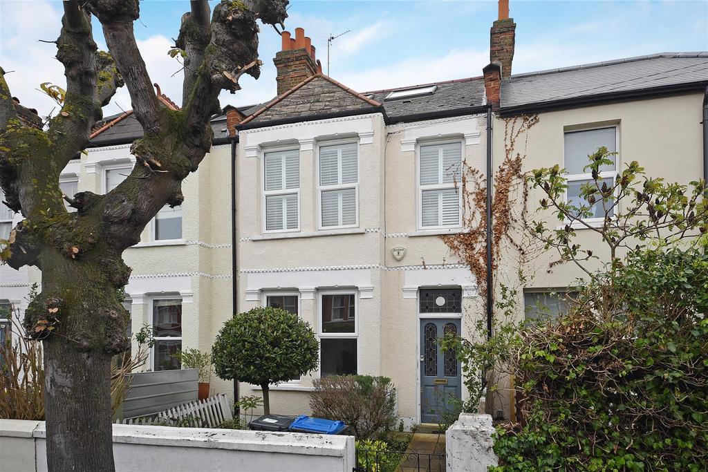 Effra Road, Wimbledon SW19 4 bed house - £3,350 pcm (£773 pw)