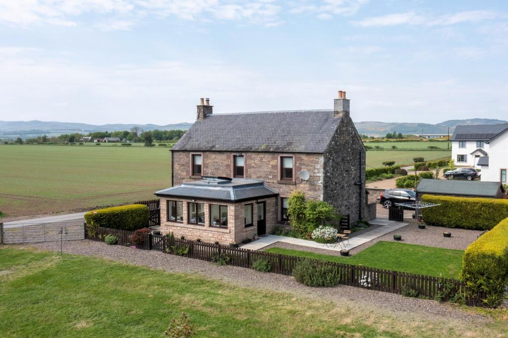 North Barns Farmhouse & Paddock... 4 bed detached house for sale - £475,000
