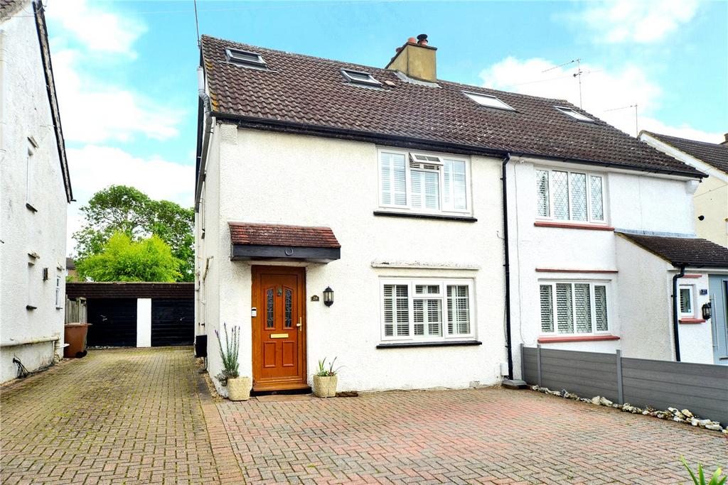 Oatfield Road, Tadworth, Surrey, KT20 3 bed semi-detached house - £550,000