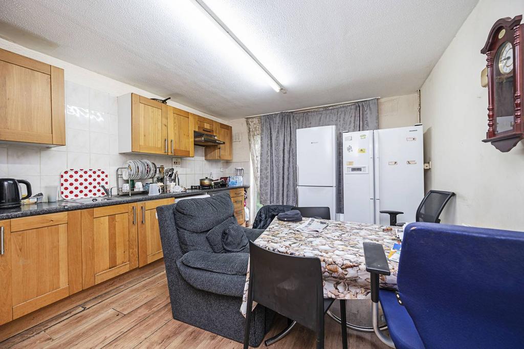 Overbury Street, Clapton, London, E5 3 bed terraced house for sale - £ ...
