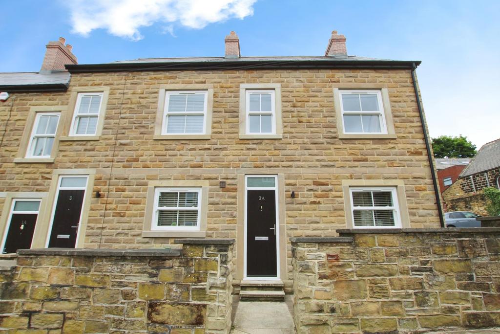 Zoar Street, Leeds, LS27 3 bed townhouse - £240,000