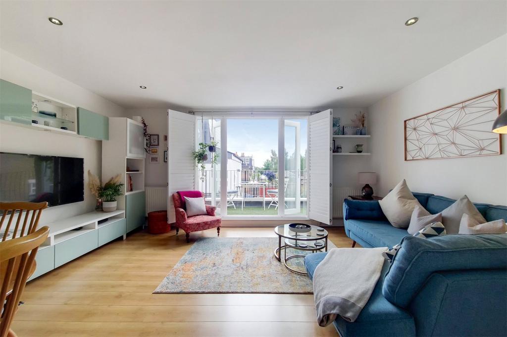 Eardley Road, Furzedown, SW16 2 bed flat - £485,000