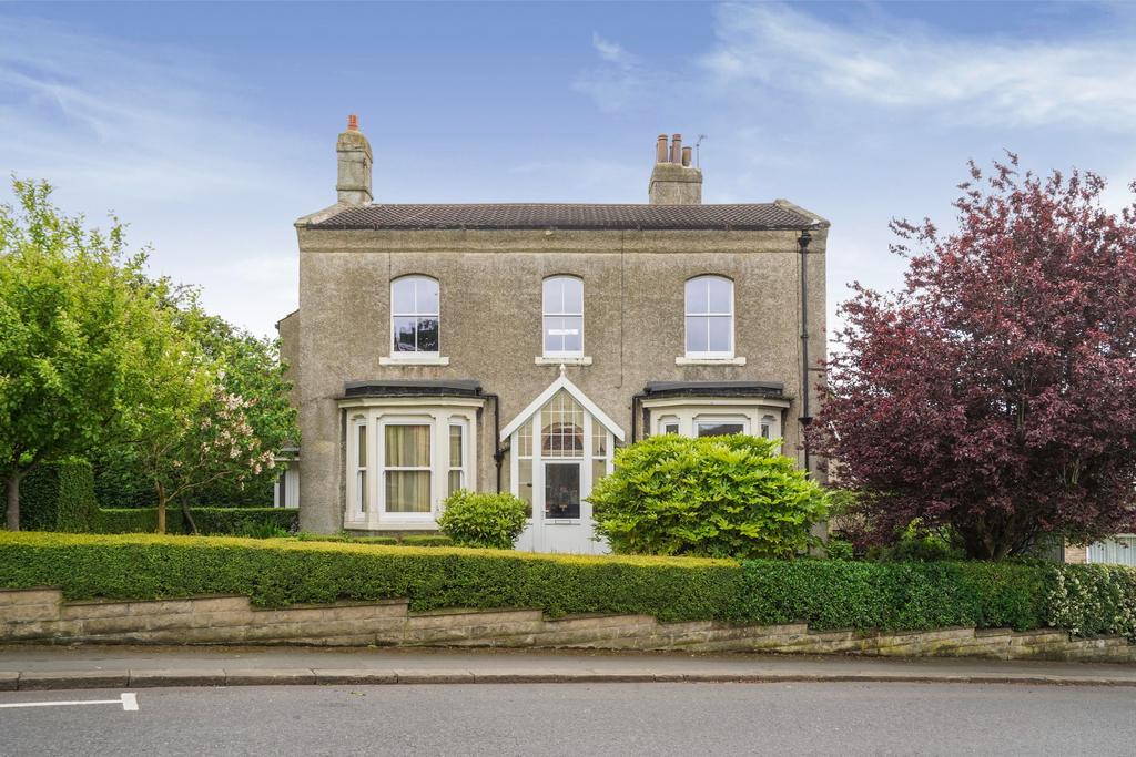 Chapel Allerton, Leeds LS7 3 bed apartment - £1,350 pcm (£312 pw)