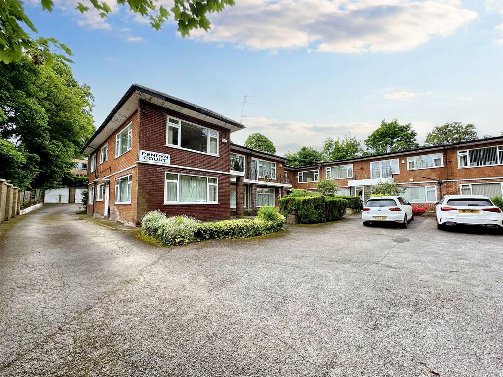 Singleton Road, Penryn Court, M7 2 bed apartment - £225,000