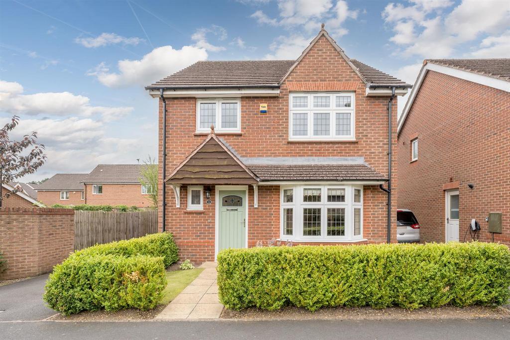 Chapel Rise, Rednal, Birmingham, B45 4 bed detached house - £399,950