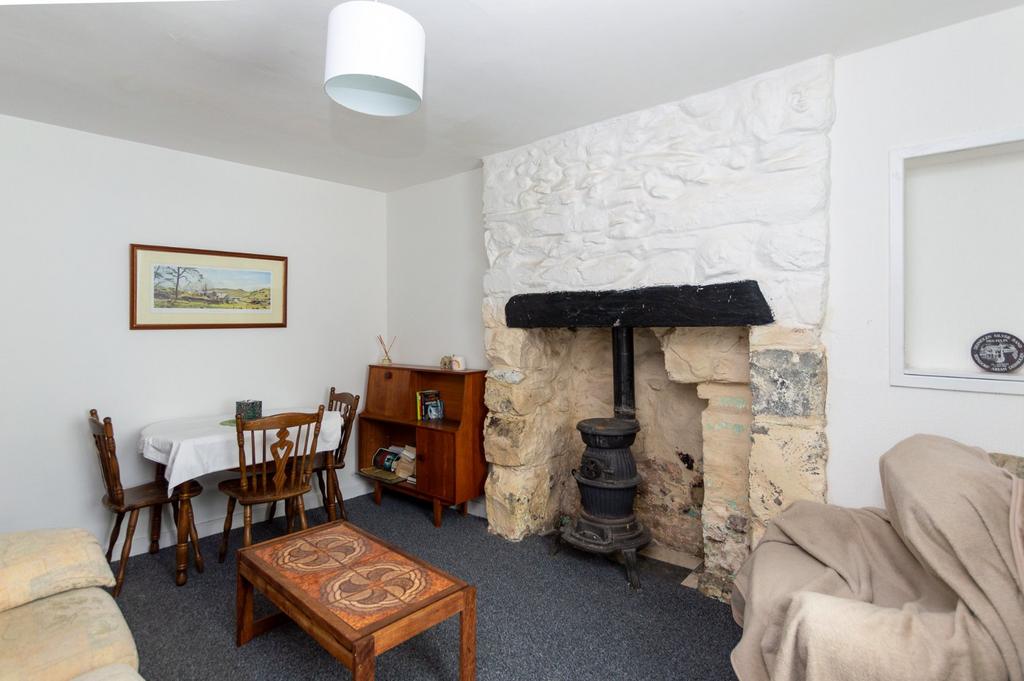 High Street, Deiniolen, Gwynedd, LL55 2 bed end of terrace house for ...