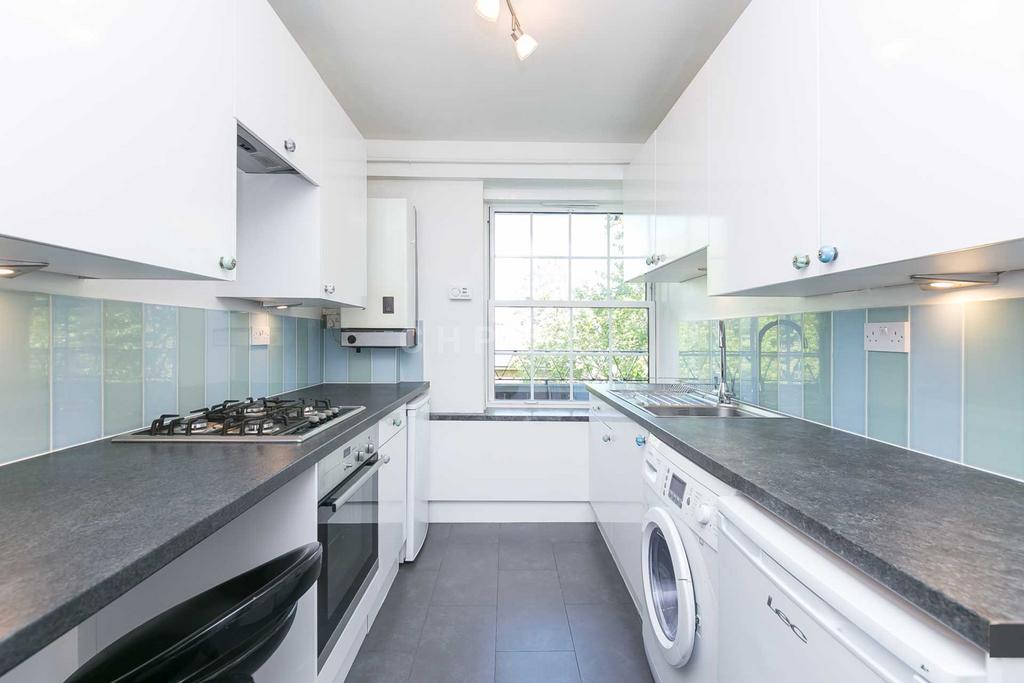 Ferdinand Street, Chalk Farm, NW1 2 bed apartment - £2,250 pcm (£519 pw)