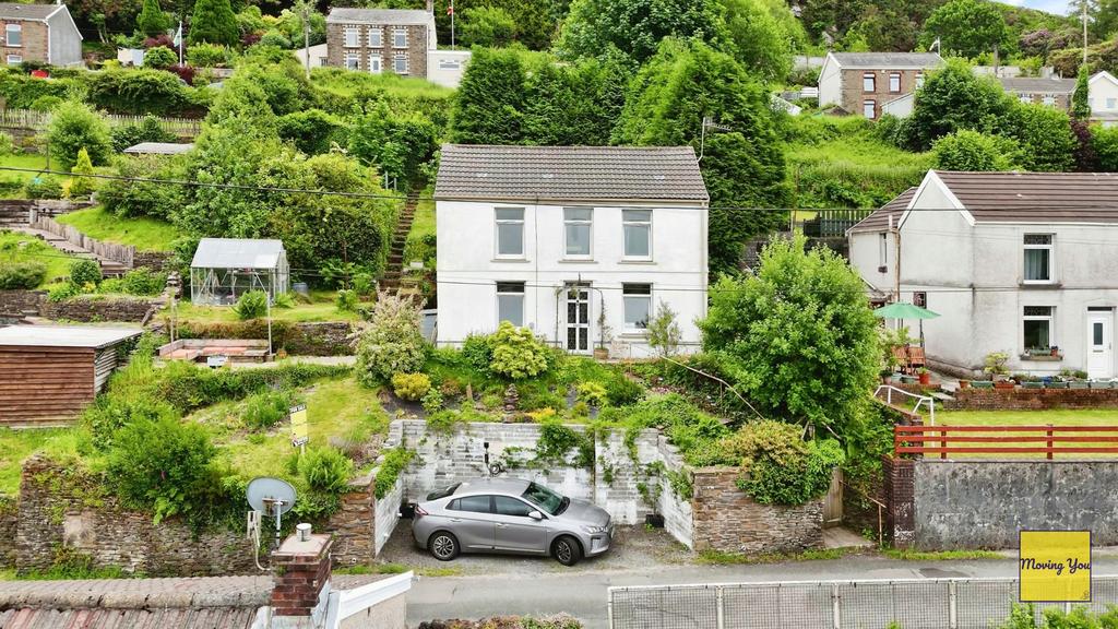 Dyffryn Road, Alltwen, Pontardawe, SA8 3 bed detached house for sale ...