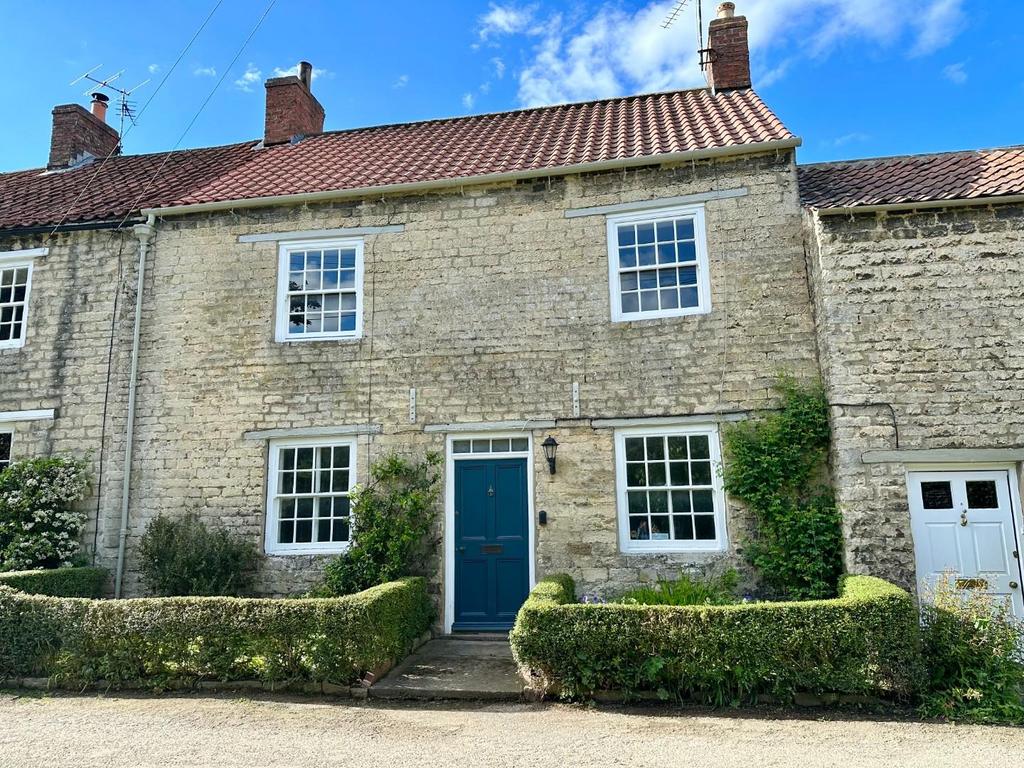 Brookside, Hovingham, York 3 bed terraced house for sale - £325,000