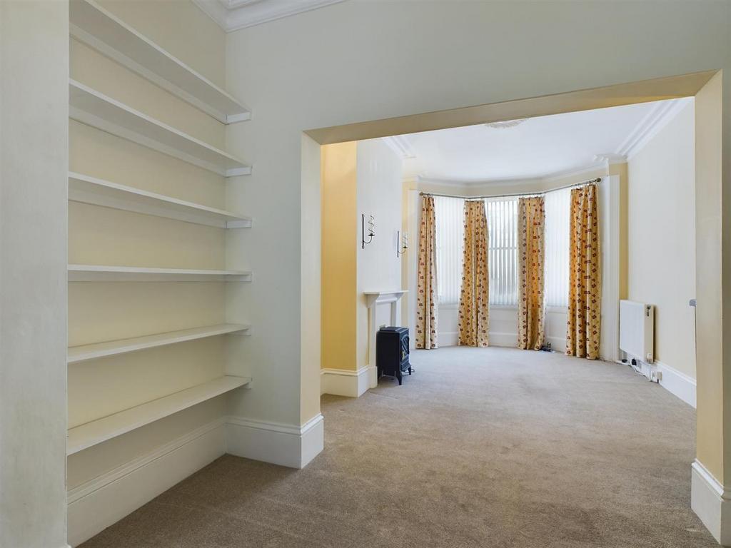 College Road, Brighton 1 bed flat - £280,000