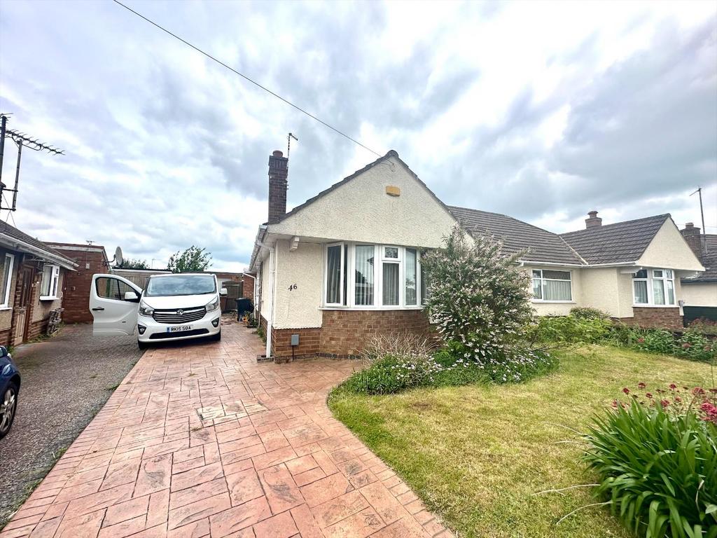 Ridgeway, Wellingborough... 2 bed semi-detached bungalow - £1,095 pcm ...