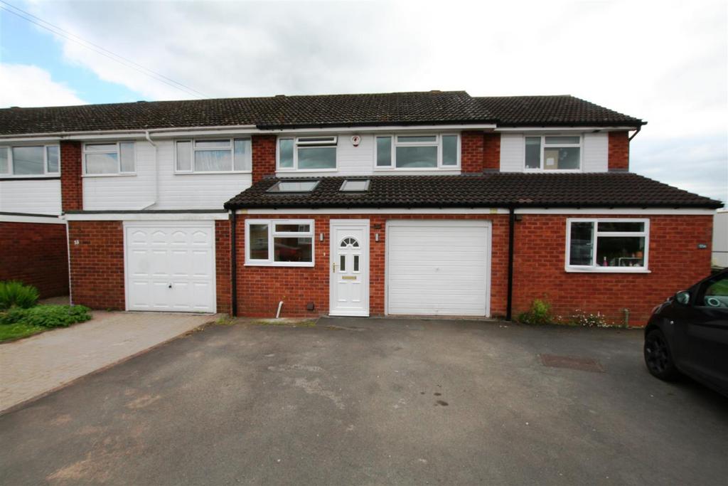 Columbia Drive, Worcester. 3 bed house - £1,300 pcm (£300 pw)