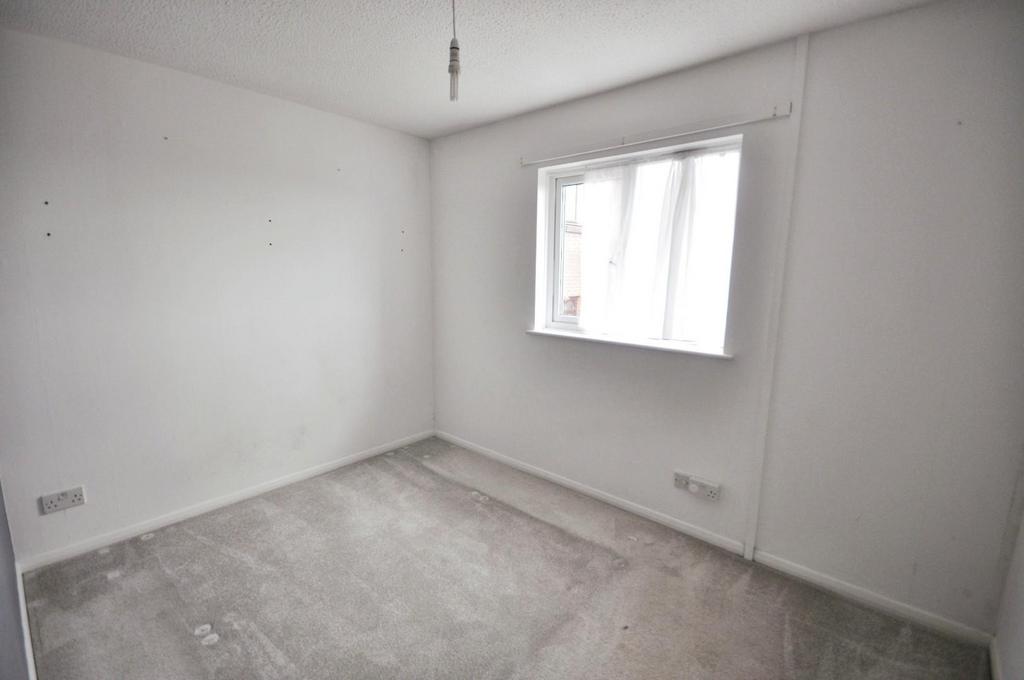 Farm Hill, Exeter 2 bed end of terrace house - £925 pcm (£213 pw)