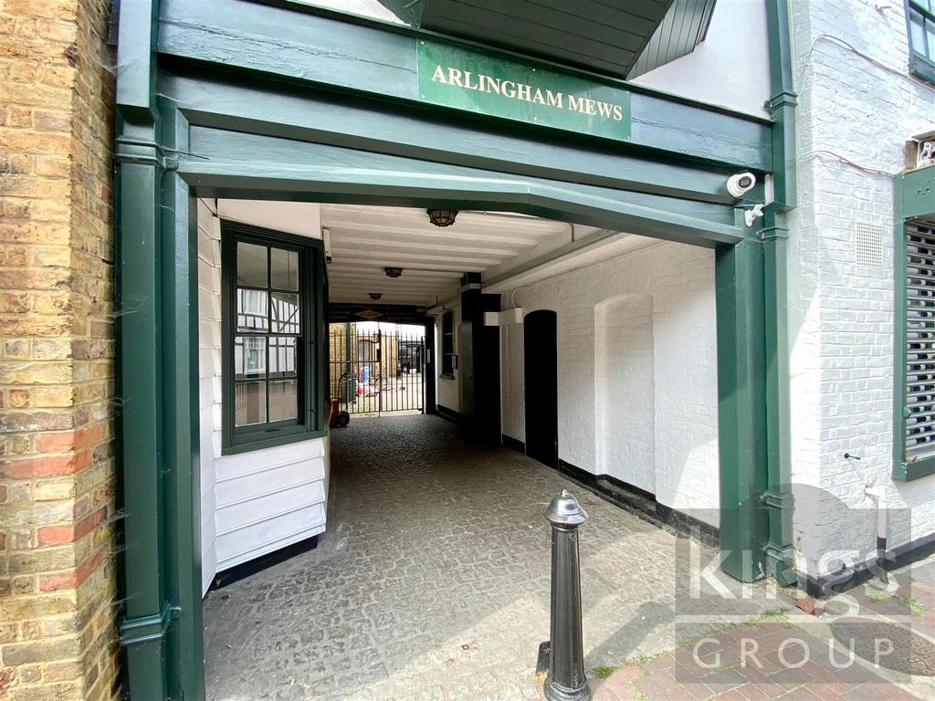 Arlingham Mews, Waltham Abbey 1 bed apartment - £200,000