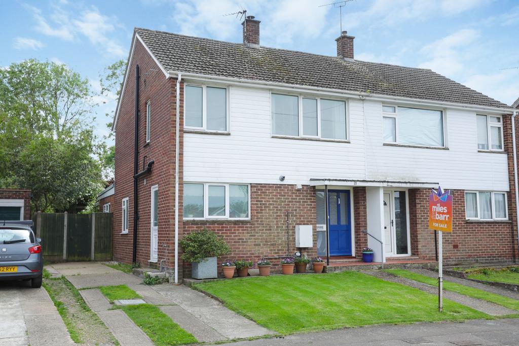South Court Drive, Wingham, CT3 3 bed semi-detached house for sale - £350,000