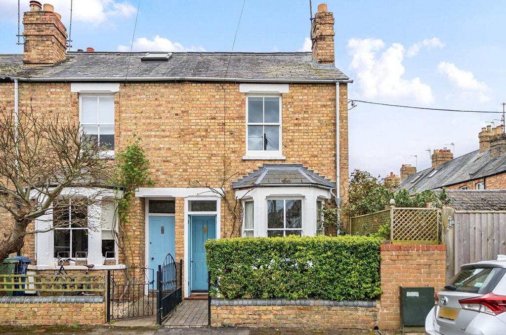 Barnet Street, East Oxford, OX4 2 bed end of terrace house - £500,000