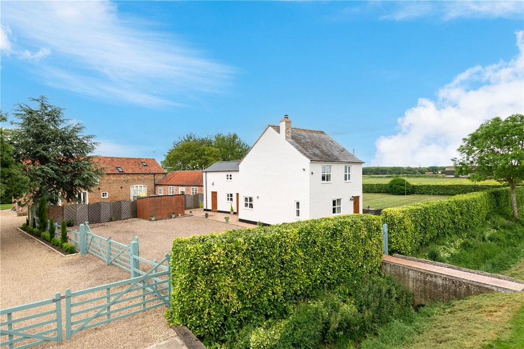 Helpringham Fen, Sleaford... 3 bed detached house - £379,950