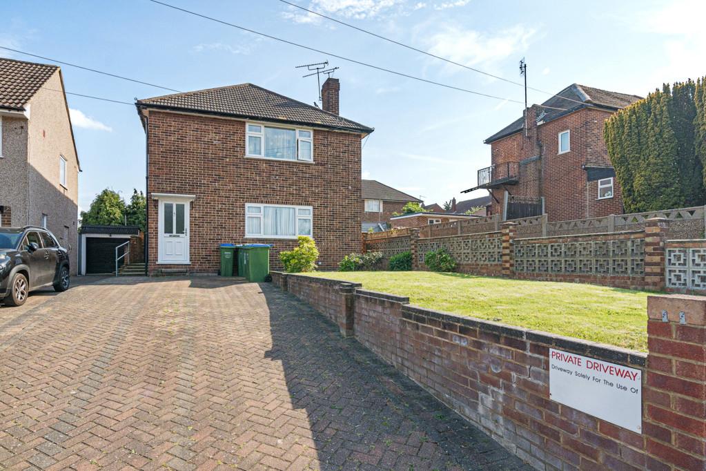 Colyers Lane, Erith 2 bed maisonette - £300,000