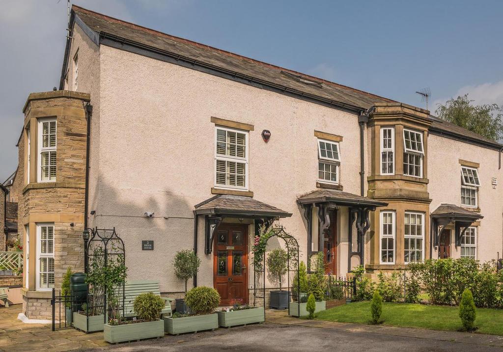 Brook House, Wellington Road... 3 bed townhouse - £435,000