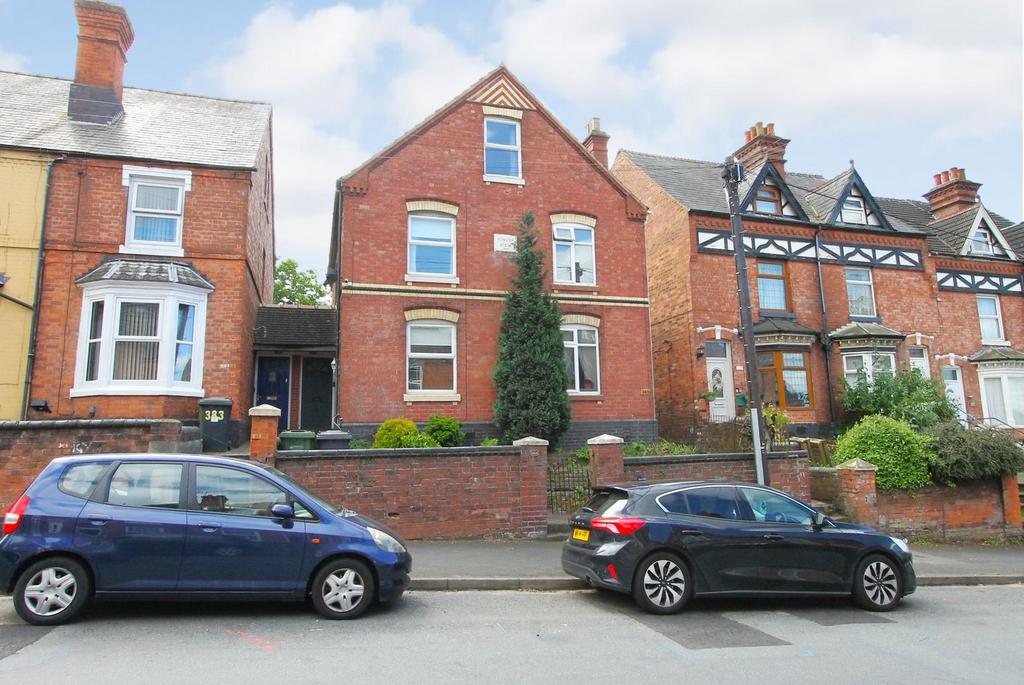 Hurcott Road, Kidderminster, DY10 3 bed semi-detached house for sale ...