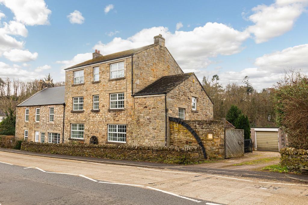 The Mill, Riding Mill, Northumberland 6 bed semi-detached house - £600,000