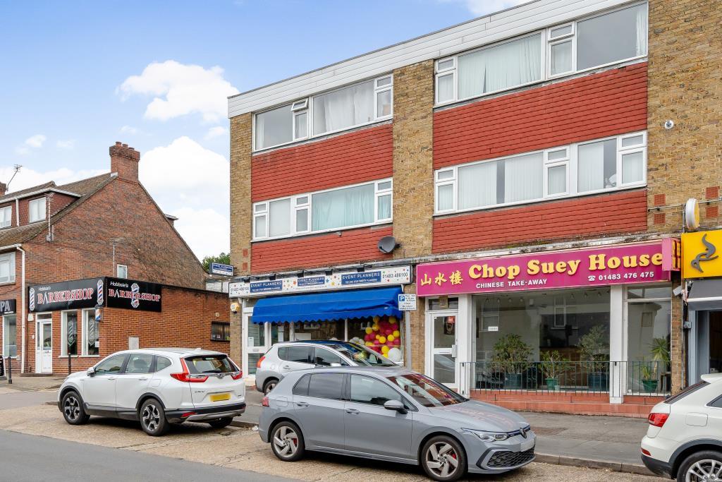 Knaphill, Woking, GU21 Shop - £250,000