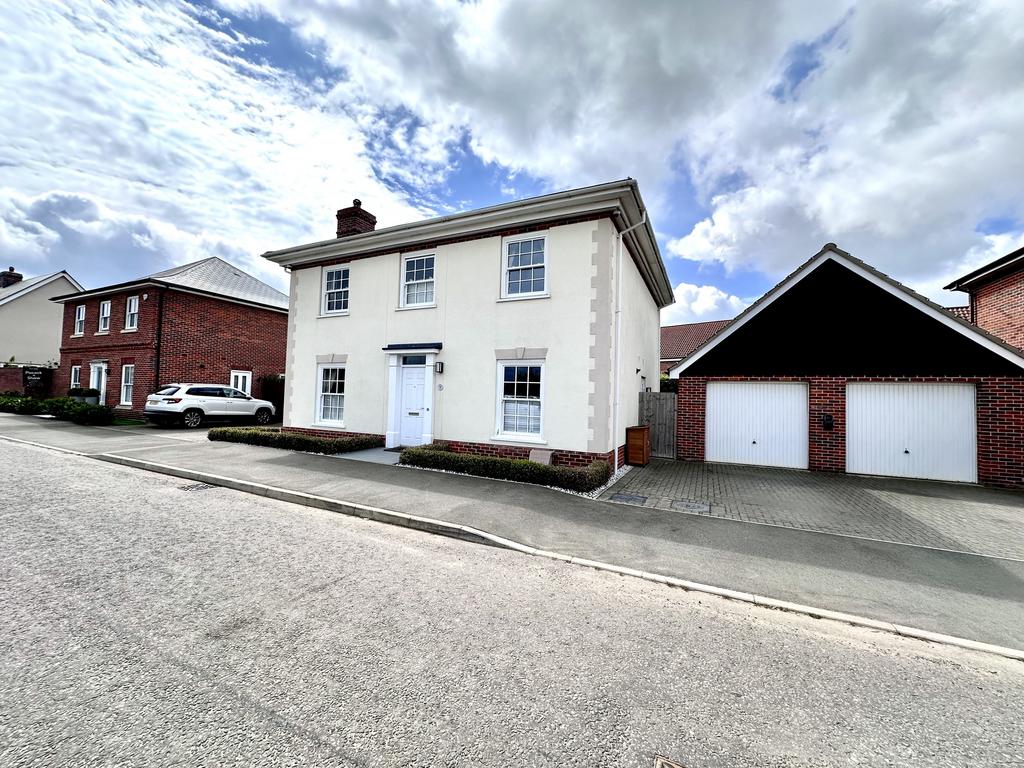 School Road, Ely, Cambridgeshire 4 bed detached house - £600,000