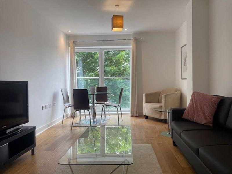 Forge Square, London 1 bed flat - £1,668 pcm (£385 pw)