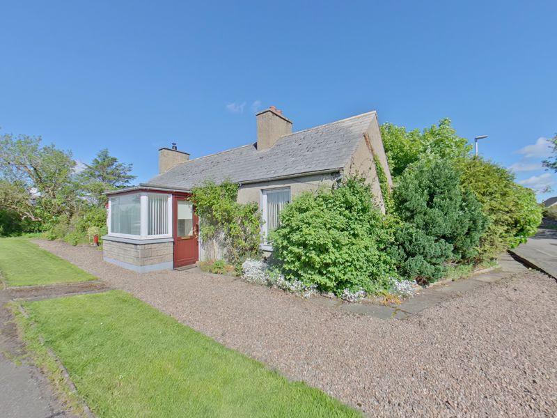 George Street, Halkirk 2 bed detached bungalow - £110,000